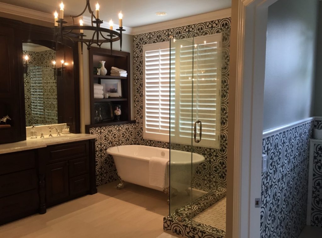 Granada Tile’s Cluny Cement Tile In a San Clemente Bathroom - Granada ...